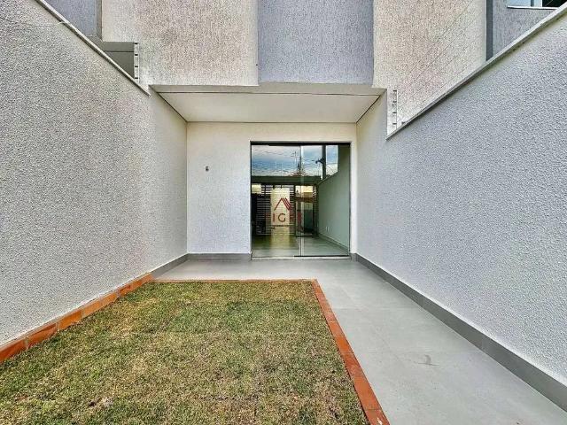 Casa / Sobrado para Venda em Belo Horizonte/MG Planalto 2 Quartos