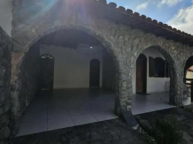 Casa / Sobrado para Venda em Belo Horizonte/MG Planalto 3 Quartos