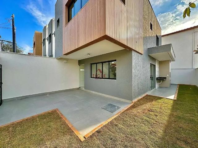Casa / Sobrado para Venda em Belo Horizonte/MG Planalto 3 Quartos