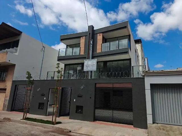 Casa / Sobrado para Venda em Belo Horizonte/MG Planalto 3 Quartos