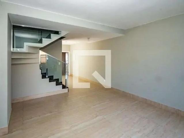 Casa / Sobrado para Venda em Belo Horizonte/MG Planalto 3 Quartos