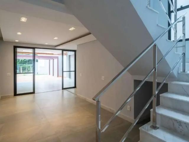 Casa / Sobrado para Venda em Belo Horizonte/MG Planalto 4 Quartos