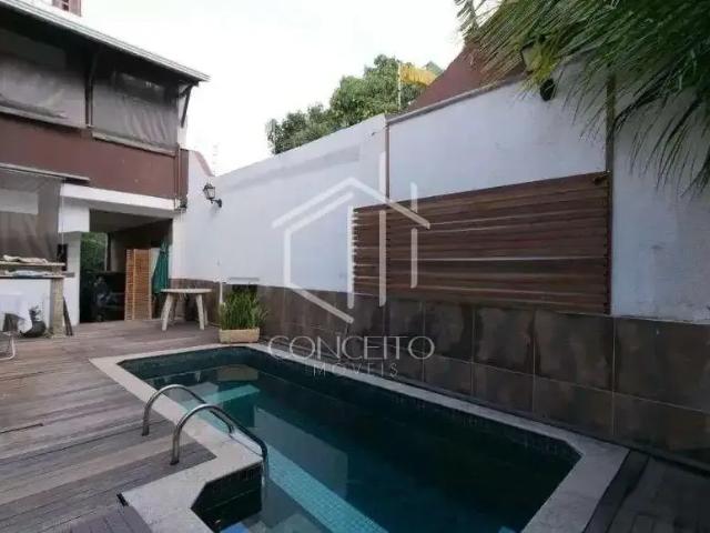Casa / Sobrado para Venda em Belo Horizonte/MG Planalto 4 Quartos