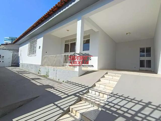 Casa / Sobrado para Venda em Belo Horizonte/MG Planalto 4 Quartos