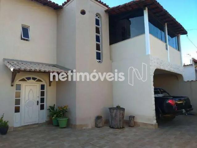 Casa / Sobrado para Venda em Belo Horizonte/MG Planalto 5 Quartos