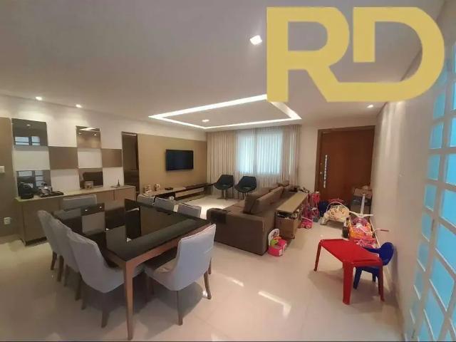 Casa / Sobrado para Venda em Belo Horizonte/MG Pompéia 3 Quartos