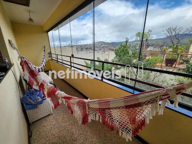 Casa / Sobrado para Venda em Belo Horizonte/MG Pompéia 4 Quartos