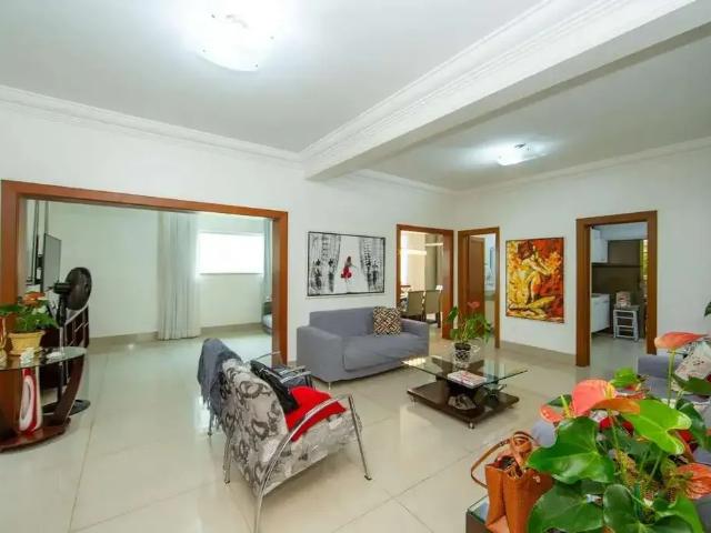 Casa / Sobrado para Venda em Belo Horizonte/MG Prado 5 Quartos