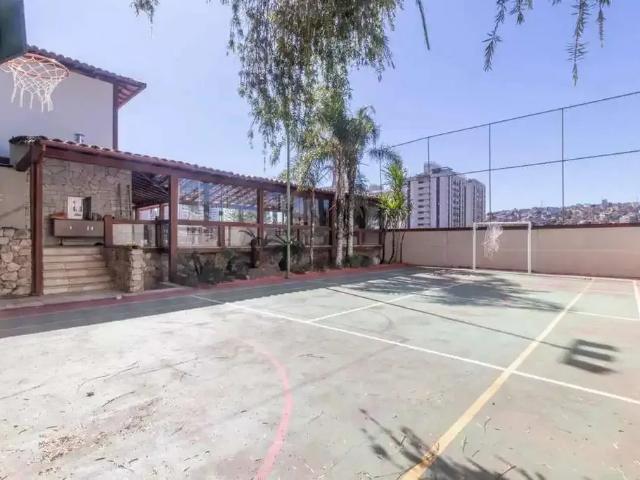 Casa / Sobrado para Venda em Belo Horizonte/MG São Bento 5 Quartos