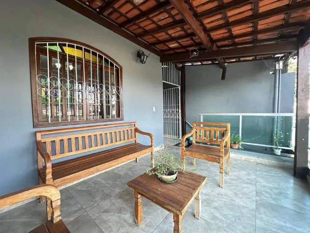 Casa / Sobrado para Venda em Belo Horizonte/MG São João Batista 3 Quartos