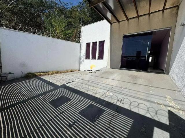 Casa / Sobrado para Venda em Belo Horizonte/MG São João Batista 3 Quartos