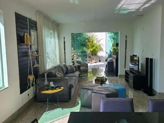 Casa / Sobrado para Venda em Belo Horizonte/MG São Lucas 4 Quartos