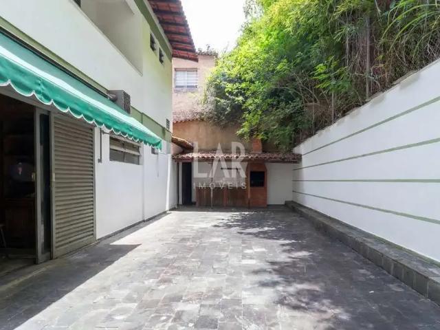 Casa / Sobrado para Venda em Belo Horizonte/MG São Lucas 4 Quartos