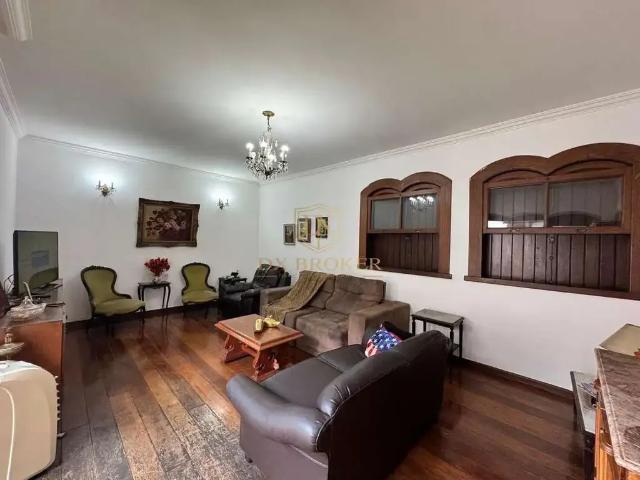 Casa / Sobrado para Venda em Belo Horizonte/MG São Luiz 3 Quartos