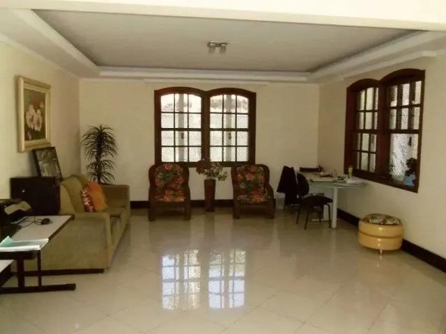 Casa / Sobrado para Venda em Belo Horizonte/MG São Luiz 4 Quartos