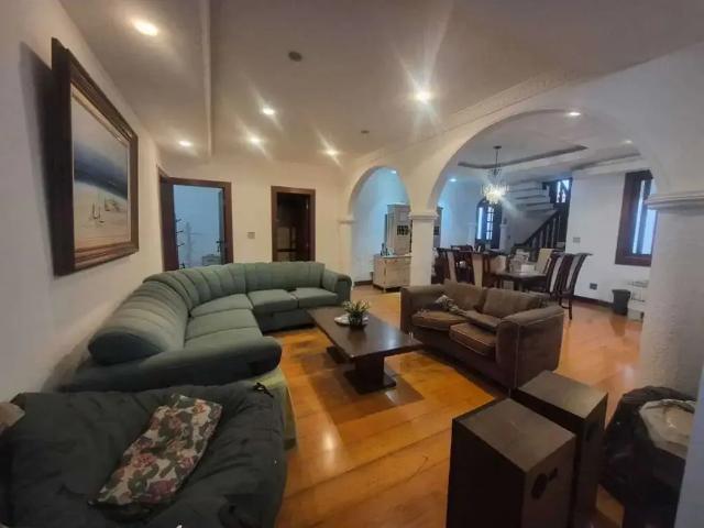 Casa / Sobrado para Venda em Belo Horizonte/MG São Luiz 5 Quartos