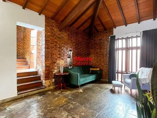Casa / Sobrado para Venda em Belo Horizonte/MG São Luiz 5 Quartos