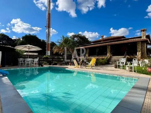 Casa / Sobrado para Venda em Belo Horizonte/MG São Luiz 6 Quartos