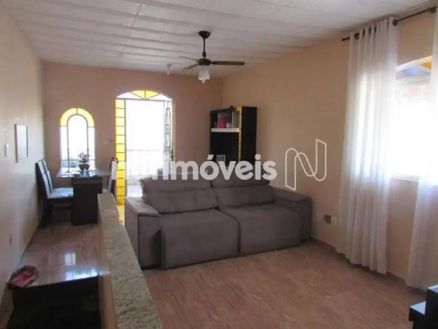 Casa / Sobrado para Venda em Belo Horizonte/MG São Marcos 2 Quartos