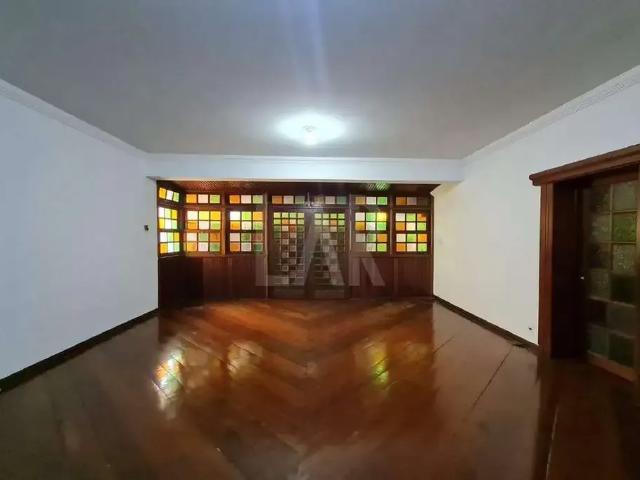 Casa / Sobrado para Venda em Belo Horizonte/MG Sagrada Família 4 Quartos