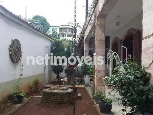 Casa / Sobrado para Venda em Belo Horizonte/MG Sagrada Família 4 Quartos