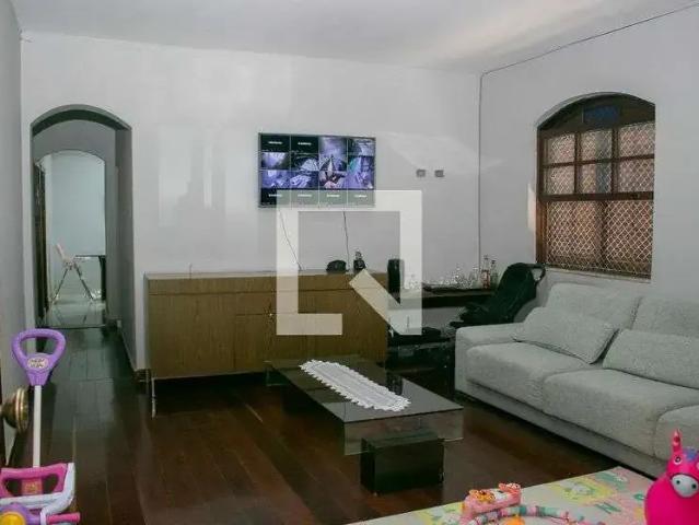 Casa / Sobrado para Venda em Belo Horizonte/MG Sagrada Família 4 Quartos