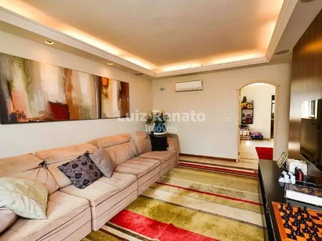 Casa / Sobrado para Venda em Belo Horizonte/MG Sagrada Família 5 Quartos
