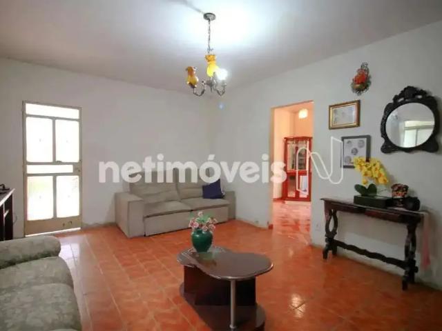 Casa / Sobrado para Venda em Belo Horizonte/MG Sagrada Família 5 Quartos