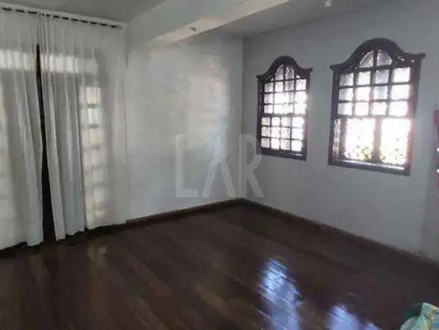 Casa / Sobrado para Venda em Belo Horizonte/MG Sagrada Família 8 Quartos