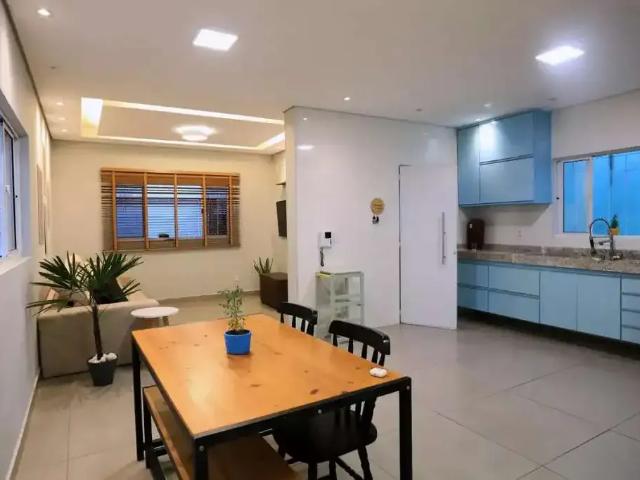 Casa / Sobrado para Venda em Belo Horizonte/MG Sagrada Família 2 Quartos