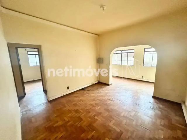 Casa / Sobrado para Venda em Belo Horizonte/MG Sagrada Família 3 Quartos