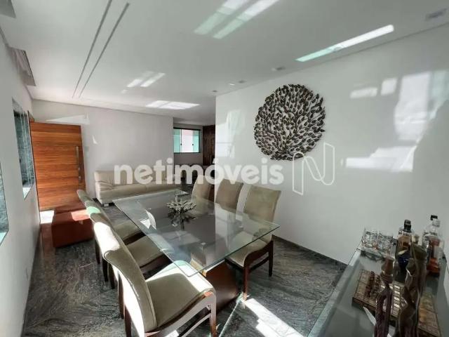 Casa / Sobrado para Venda em Belo Horizonte/MG Sagrada Família 3 Quartos