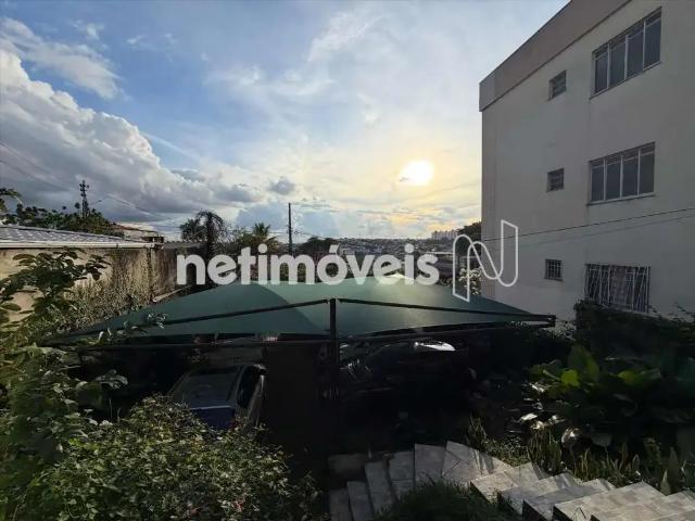 Casa / Sobrado para Venda em Belo Horizonte/MG Salgado Filho 4 Quartos