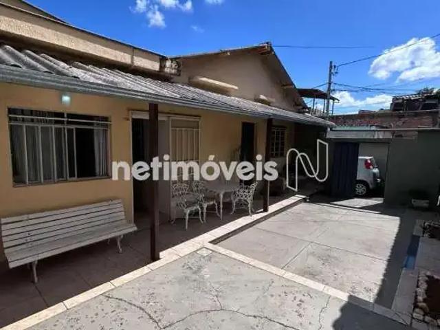 Casa / Sobrado para Venda em Belo Horizonte/MG Salgado Filho 4 Quartos