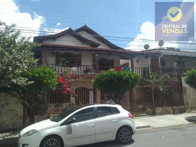 Casa / Sobrado para Venda em Belo Horizonte/MG Santa Mônica 4 Quartos