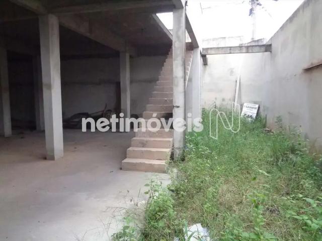 Casa / Sobrado para Venda em Belo Horizonte/MG Santa Mônica 4 Quartos