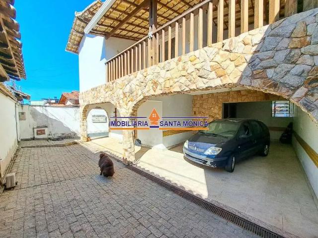 Casa / Sobrado para Venda em Belo Horizonte/MG Santa Mônica 4 Quartos
