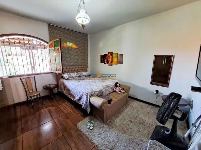 Casa / Sobrado para Venda em Belo Horizonte/MG Santa Mônica 4 Quartos