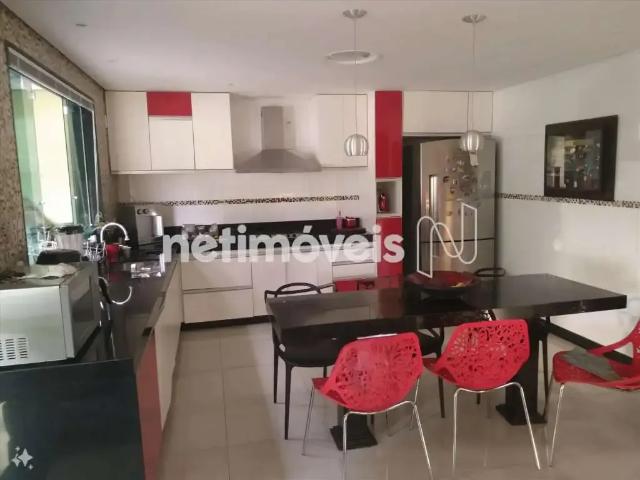 Casa / Sobrado para Venda em Belo Horizonte/MG Santa Mônica 4 Quartos