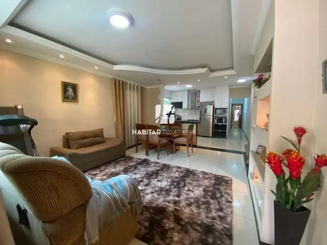 Casa / Sobrado para Venda em Belo Horizonte/MG Santa Mônica 4 Quartos