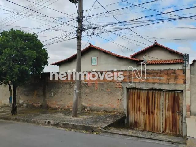 Casa / Sobrado para Venda em Belo Horizonte/MG Santa Mônica 5 Quartos