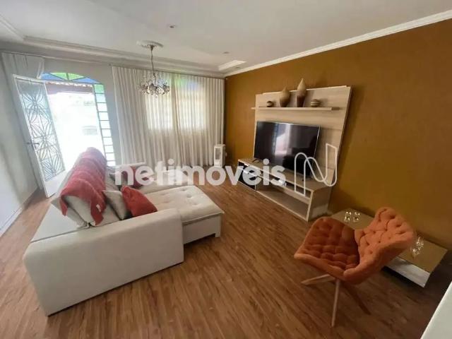 Casa / Sobrado para Venda em Belo Horizonte/MG Santa Mônica 5 Quartos