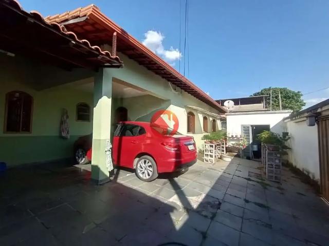 Casa / Sobrado para Venda em Belo Horizonte/MG Santa Mônica 5 Quartos