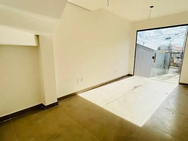 Casa / Sobrado para Venda em Belo Horizonte/MG Santa Mônica 2 Quartos