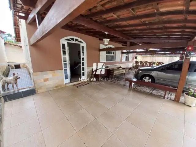 Casa / Sobrado para Venda em Belo Horizonte/MG Santa Mônica 2 Quartos