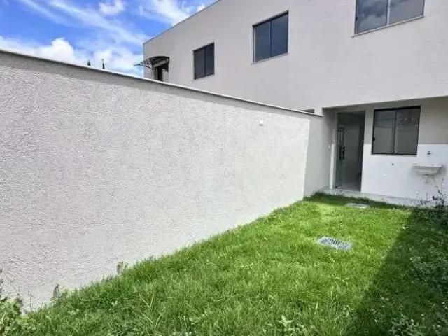 Casa / Sobrado para Venda em Belo Horizonte/MG Santa Mônica 2 Quartos