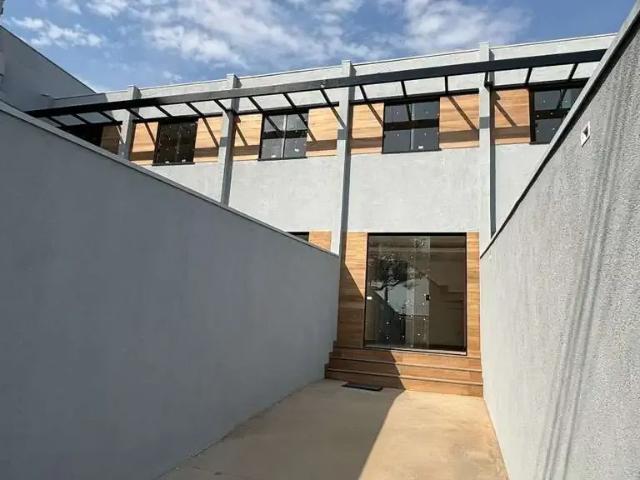 Casa / Sobrado para Venda em Belo Horizonte/MG Santa Mônica 2 Quartos