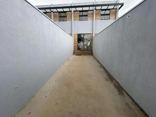 Casa / Sobrado para Venda em Belo Horizonte/MG Santa Mônica 2 Quartos
