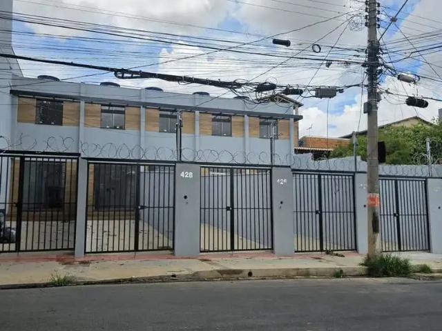 Casa / Sobrado para Venda em Belo Horizonte/MG Santa Mônica 2 Quartos