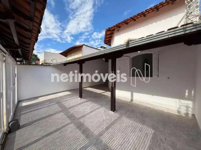 Casa / Sobrado para Venda em Belo Horizonte/MG Santa Mônica 3 Quartos